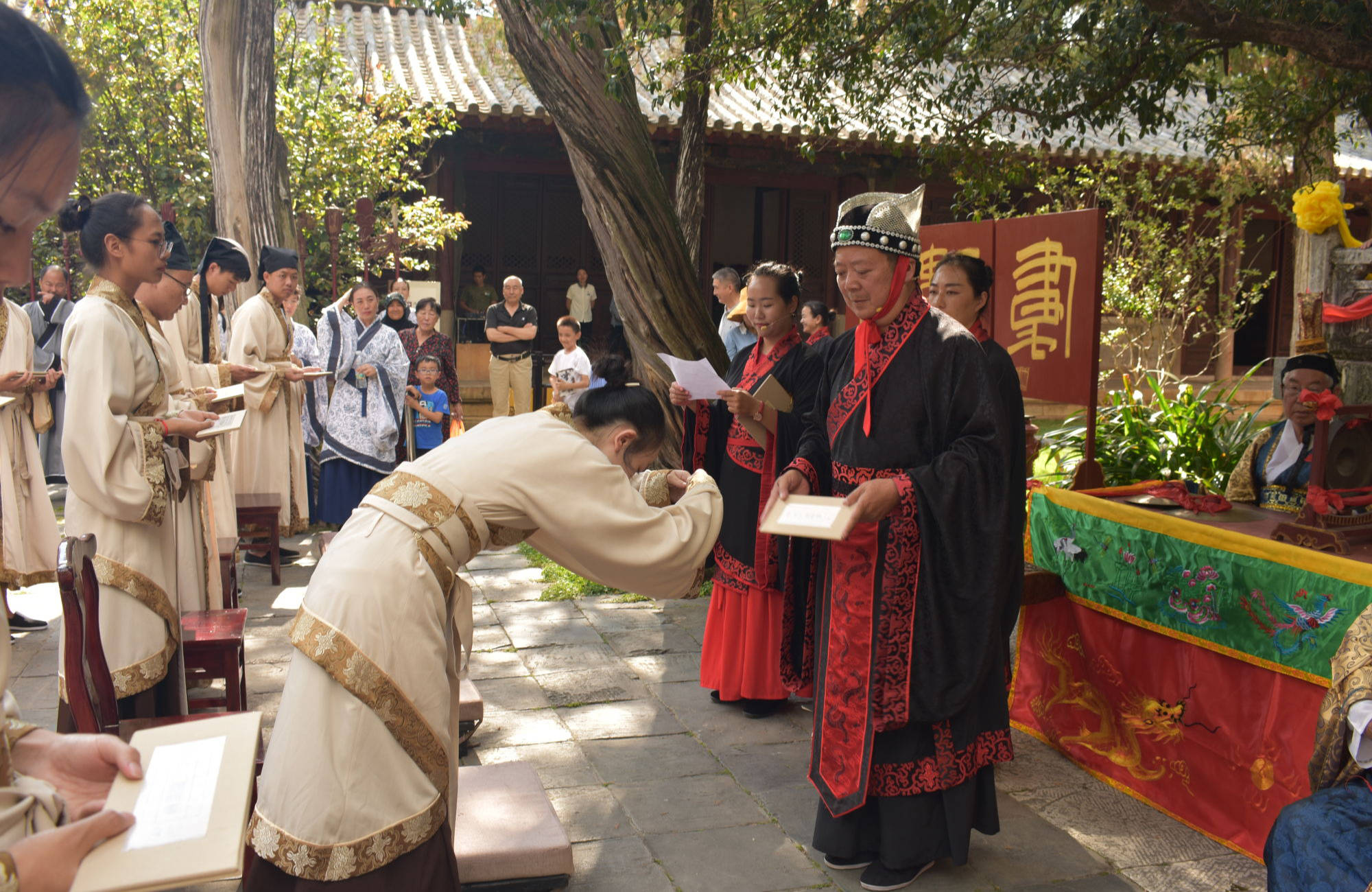 La bienséance (Li) : regard sur la tradition des rituels confucéens
